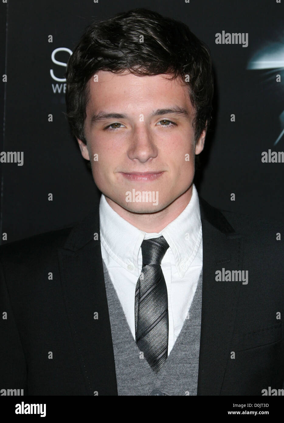 Josh Hutcherson Breakthrough Of The Year Awards Presented By Crest 3D ...