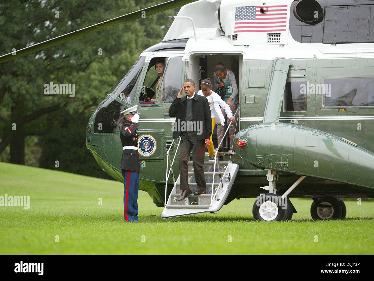Marine One, with President Barack Obama with Michelle Obama and ...