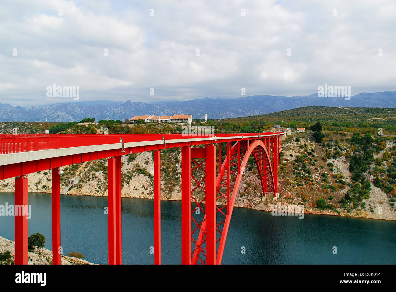 Croatia, Dalmatian coast : the old bridge of Maslenica (Stari Most ...