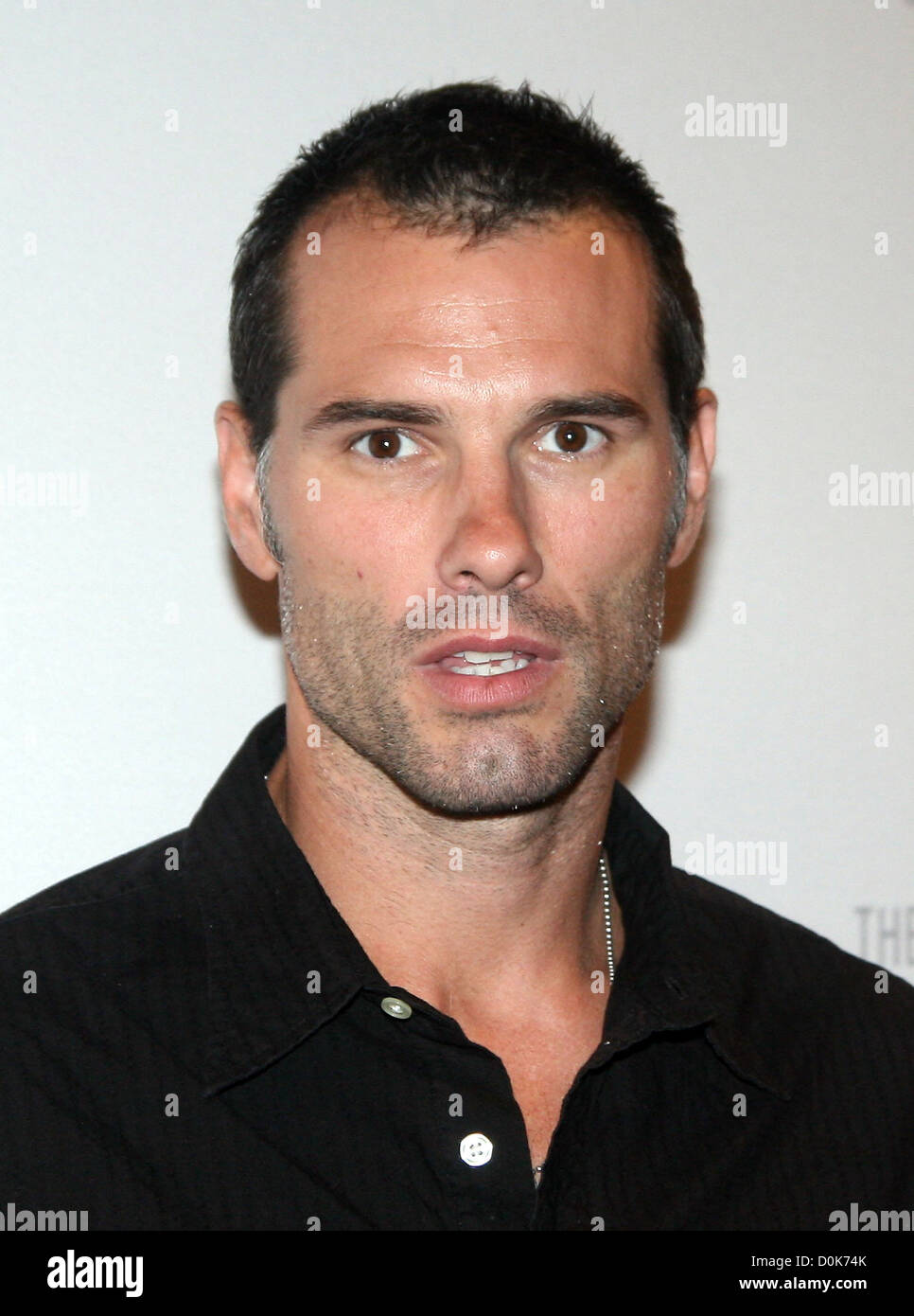 Austin peck hi-res stock photography and images - Alamy