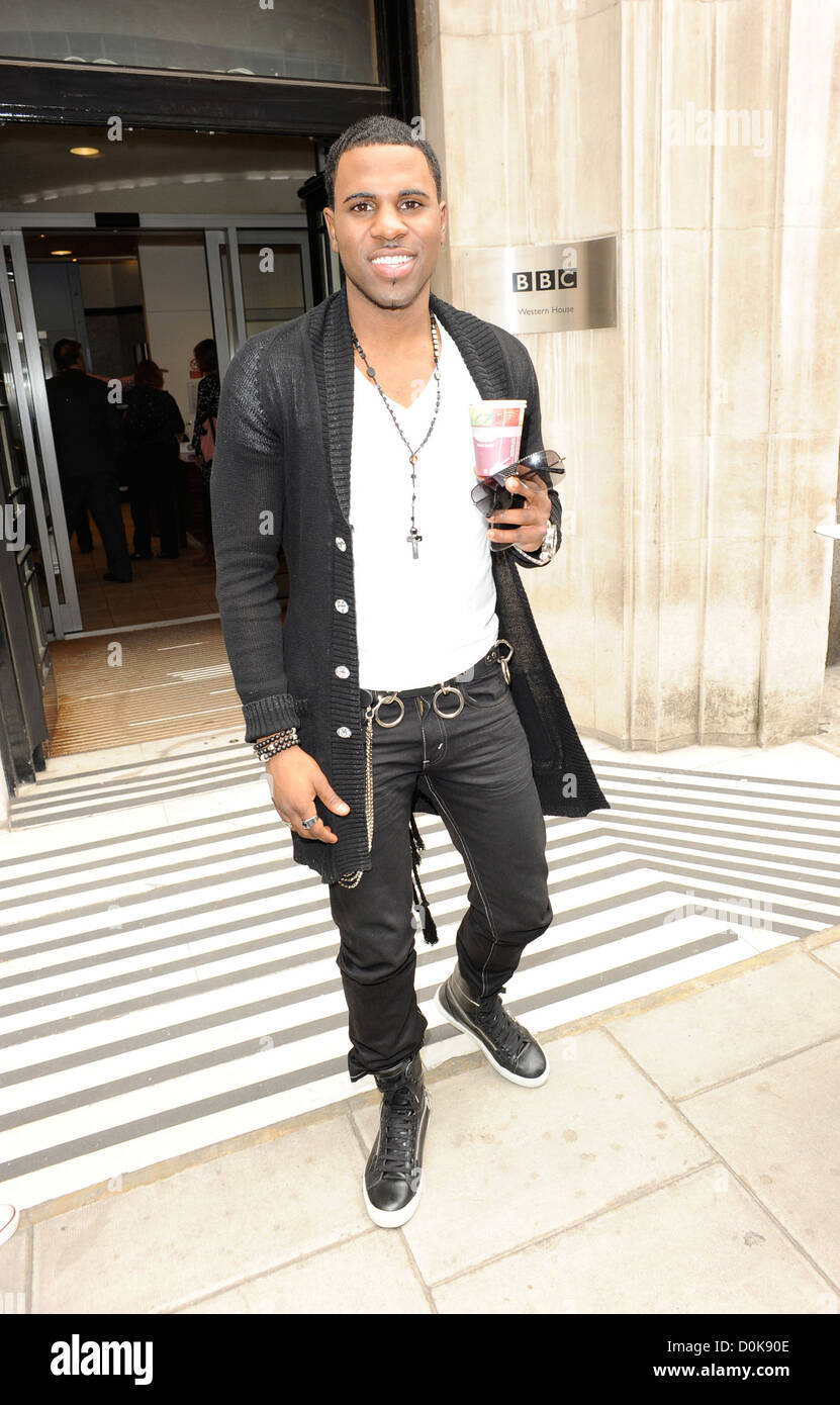 Jason Derulo leaving the BBC Radio One studios London, England - 19.08. ...