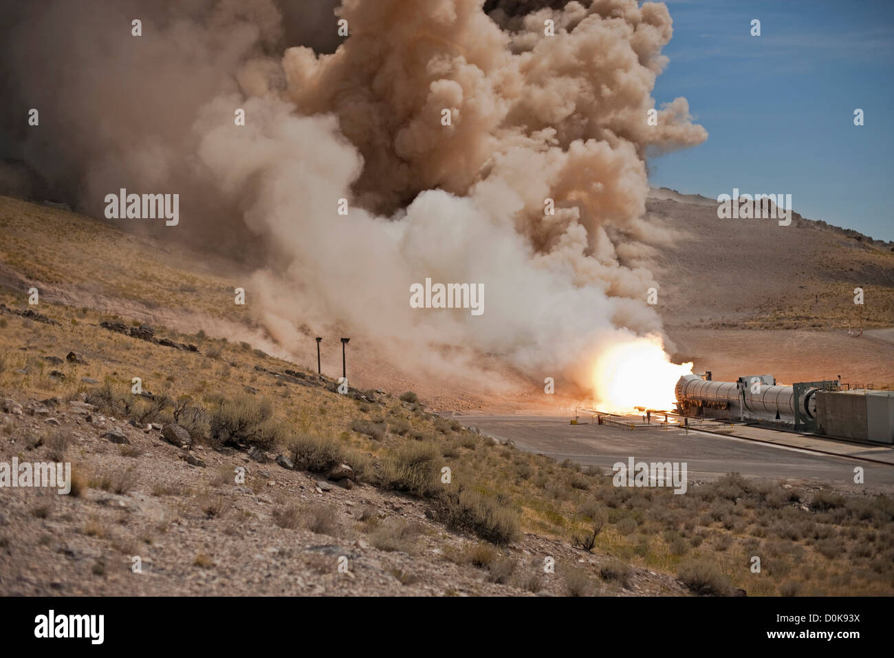 Flame-Out at End of World's Largest Rocket's Successful Test Firing ...