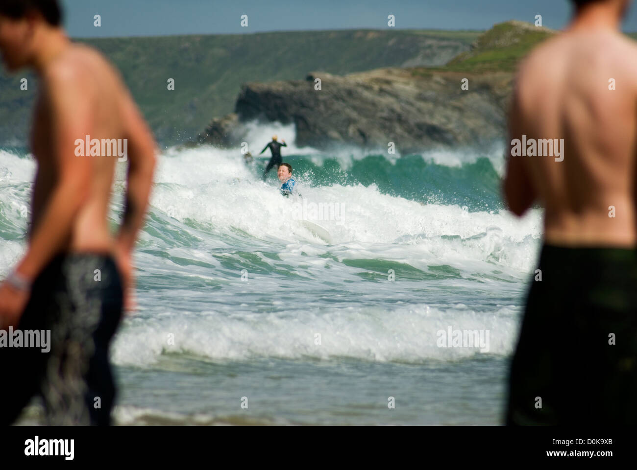 Newquay surfers hi-res stock photography and images - Alamy