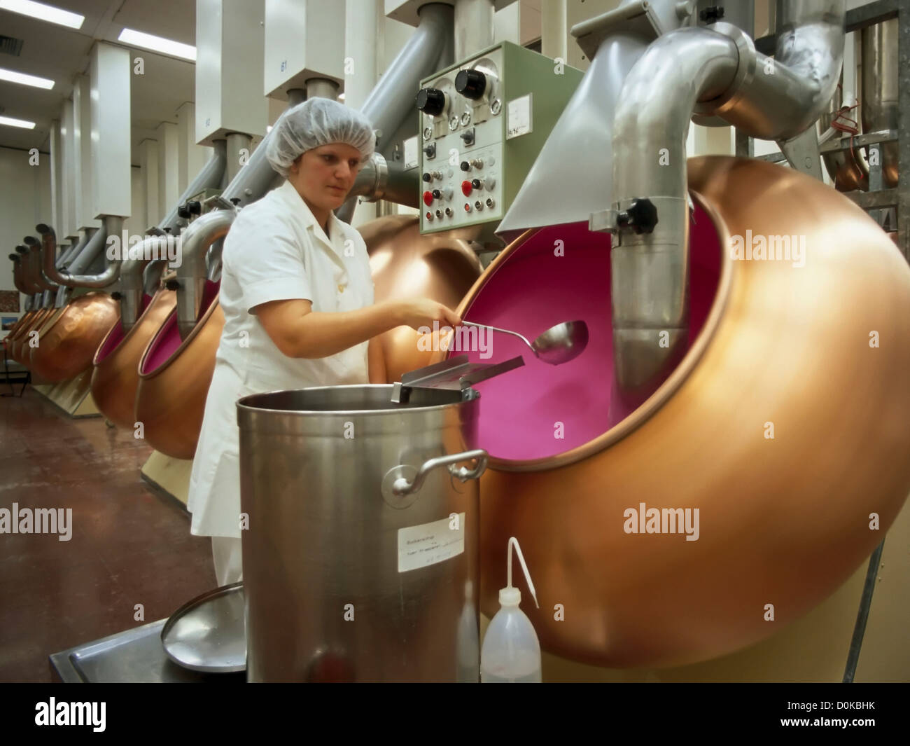 Medical coating production hi-res stock photography and images - Alamy
