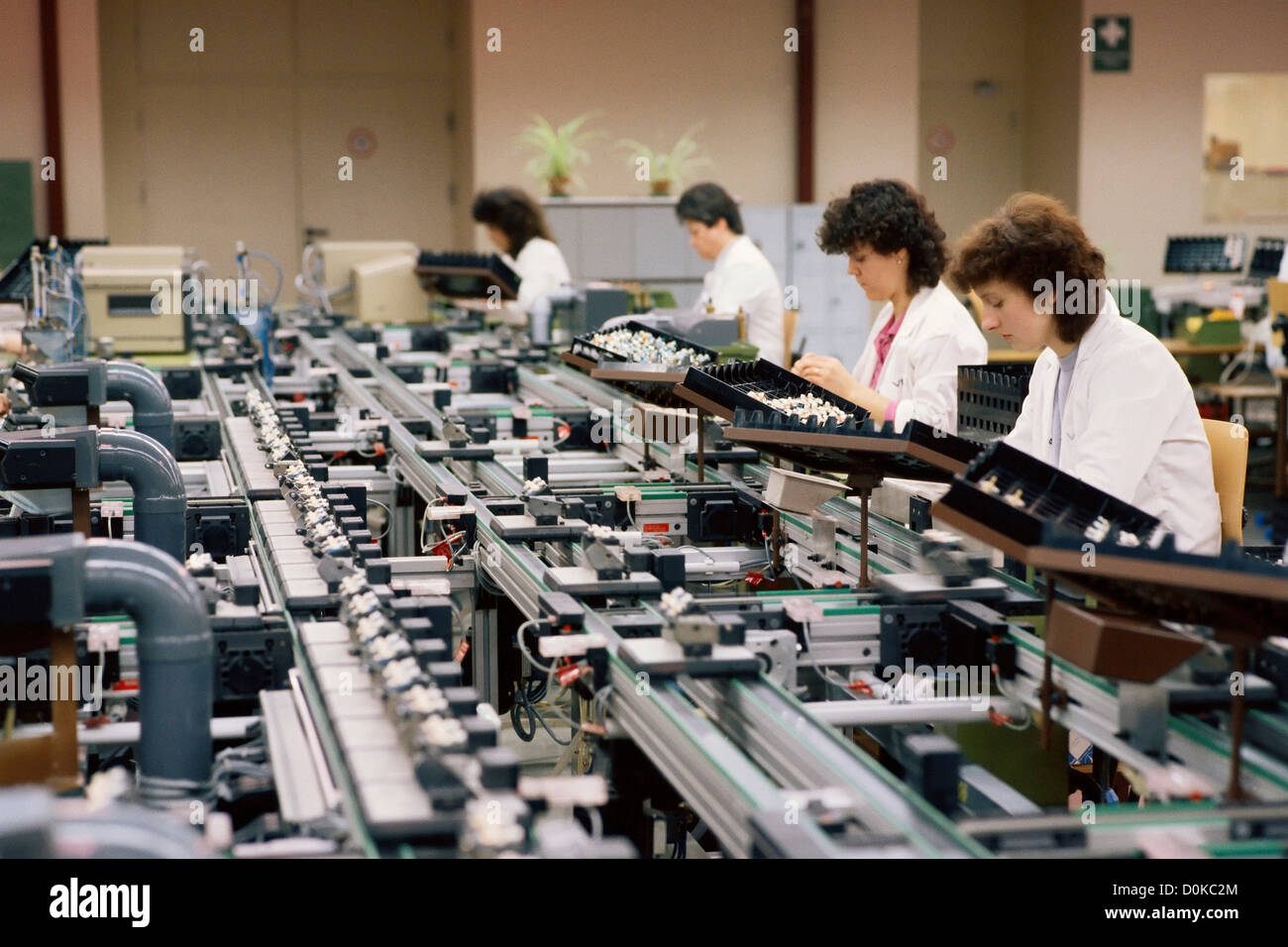 Electronics Assembly Line Stock Photos & Electronics Assembly Line ...