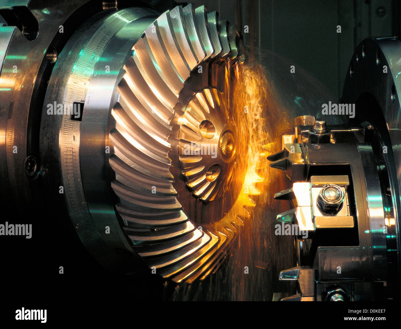 Bevel gear milling machine hi-res stock photography and images - Alamy