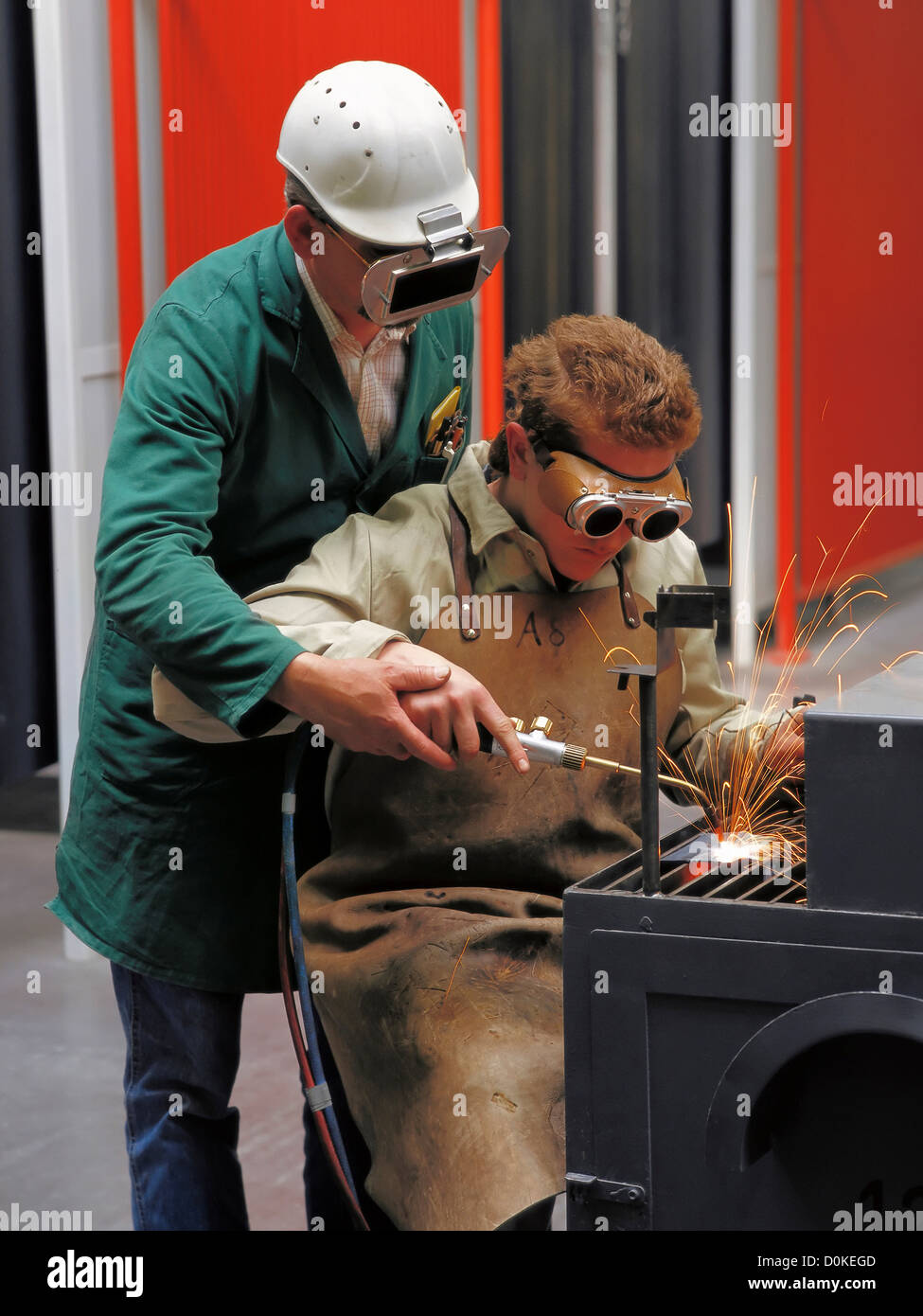 Welding training hi-res stock photography and images - Alamy