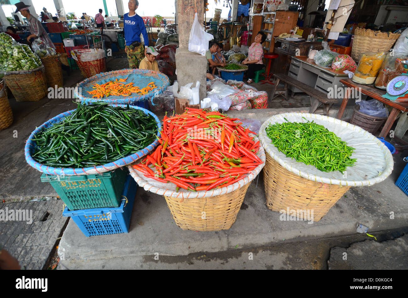 Chillis at a market in Bangkok, Thailand Stock Photo - Alamy