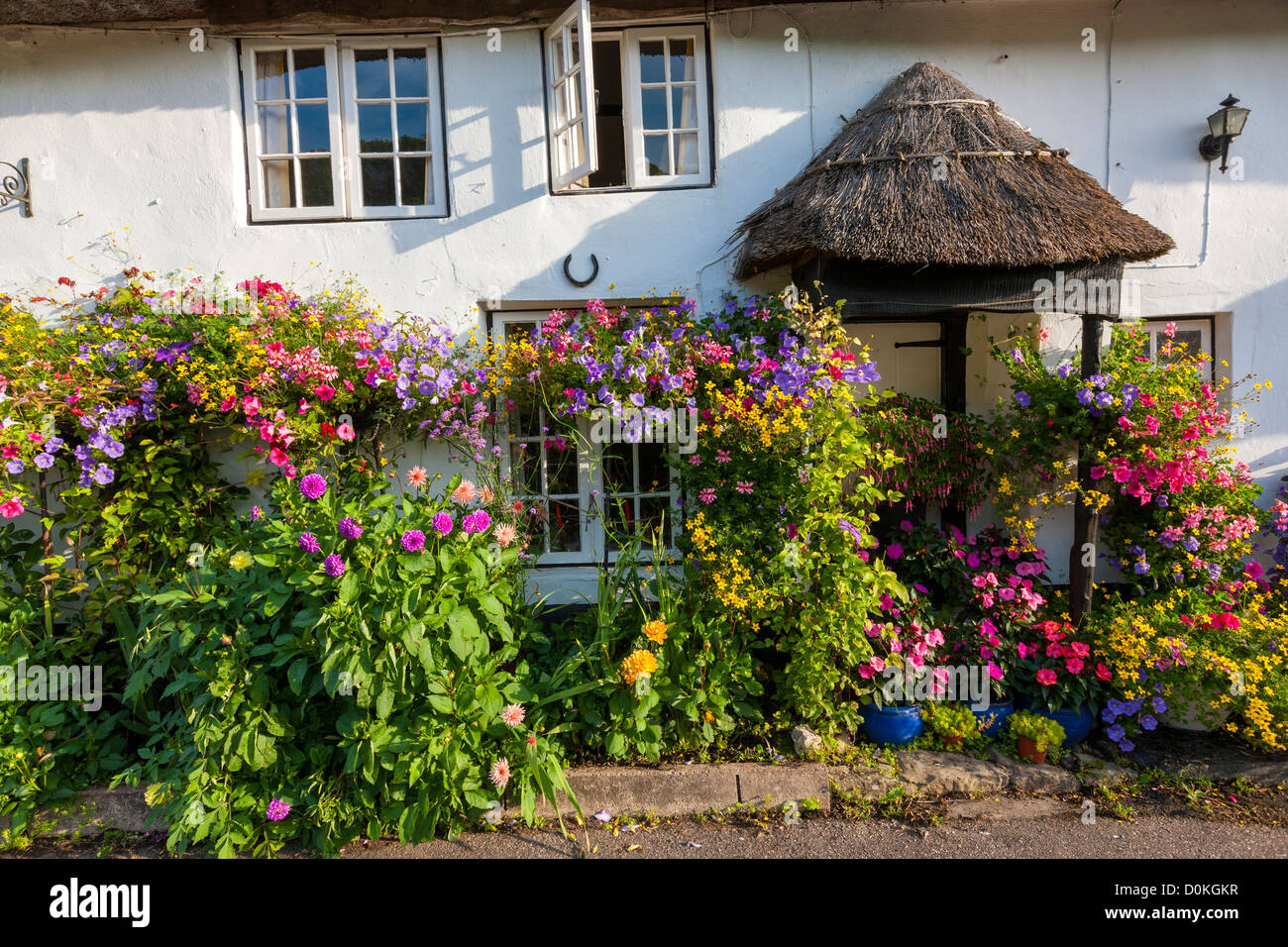 A country cottage in south Devon Stock Photo - Alamy