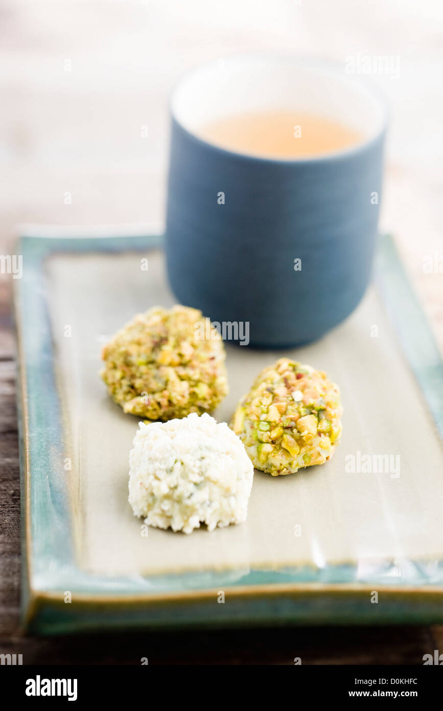 White truffle foods hi-res stock photography and images - Alamy