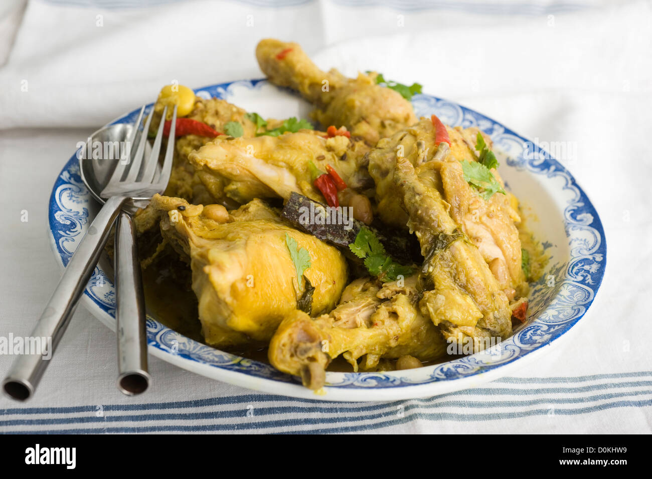 Chicken drum sticks hi-res stock photography and images - Alamy
