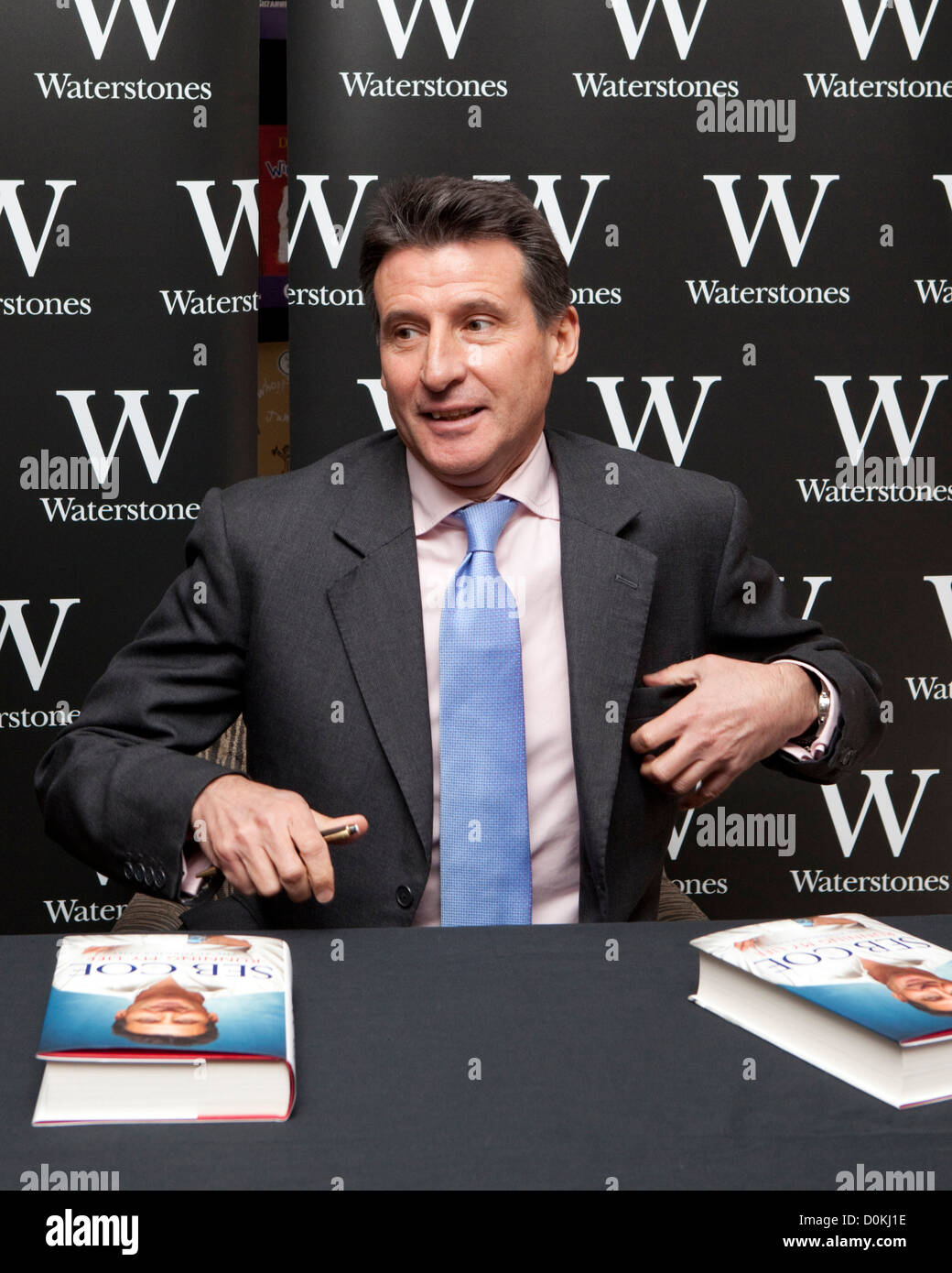 Seb coe lord coe sebastian coe book signing seb coe hi-res stock ...