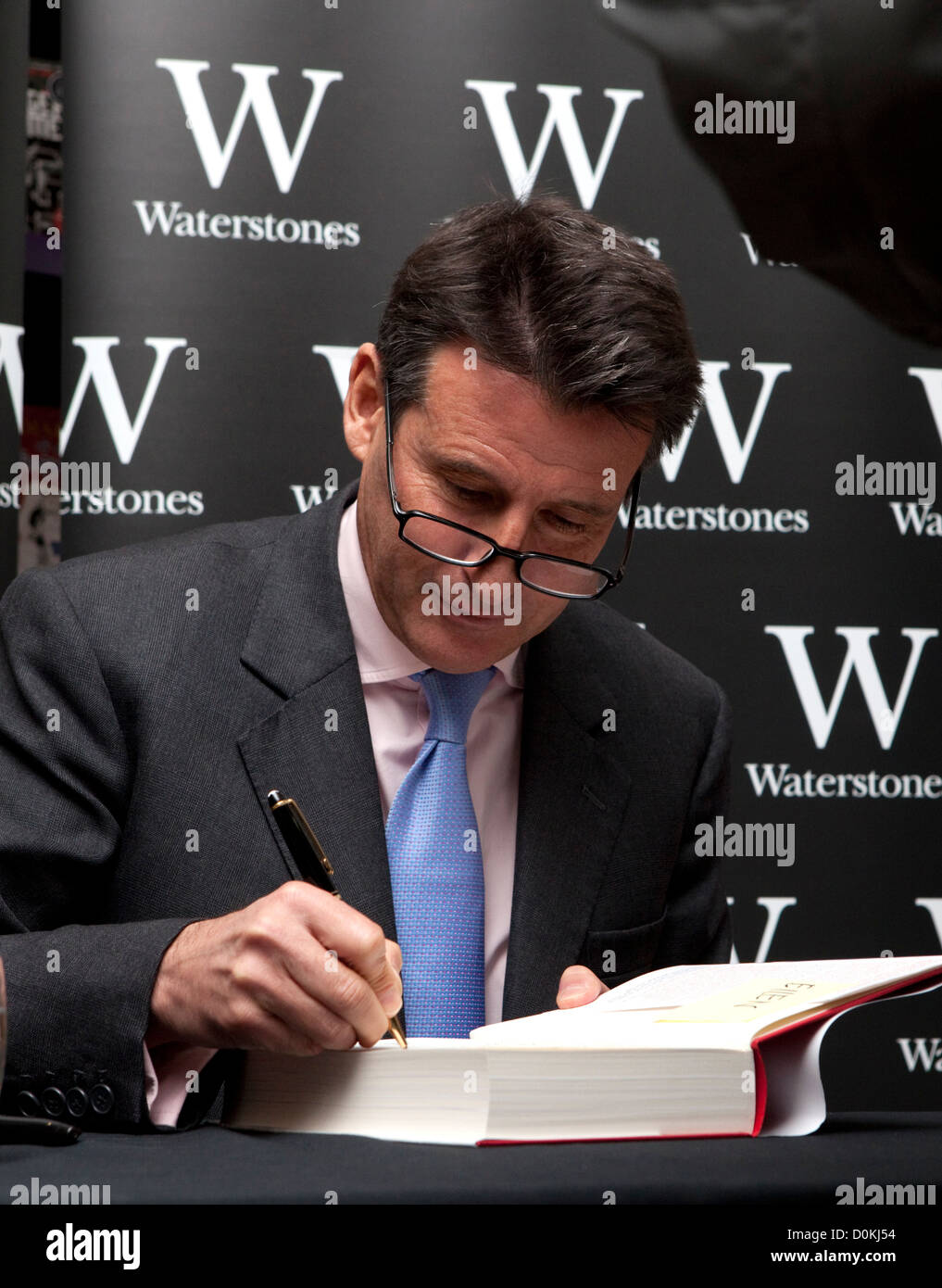 Seb coe running hi-res stock photography and images - Alamy