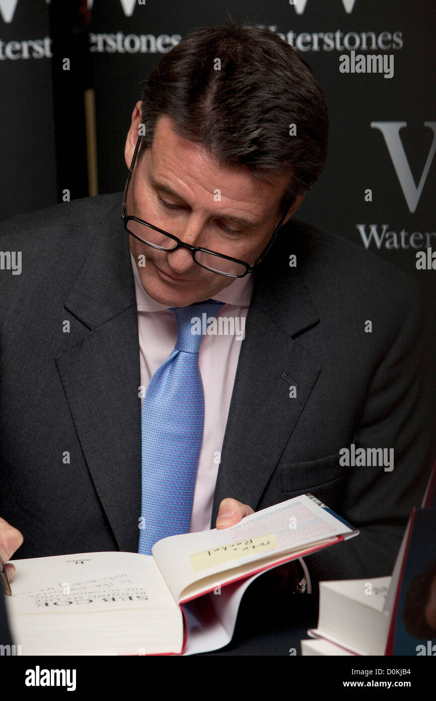 Seb coe lord coe sebastian coe book signing seb coe hi-res stock ...