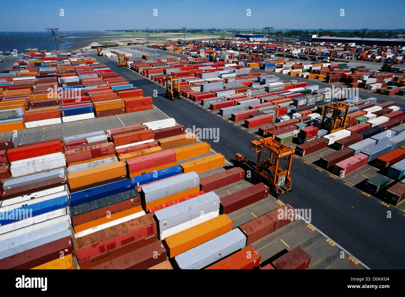 Multimodal container port hi-res stock photography and images - Alamy