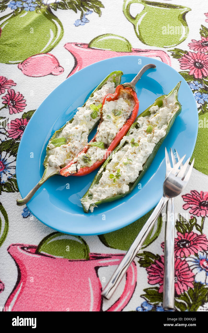 Stuffed peppers tofu hi-res stock photography and images - Alamy