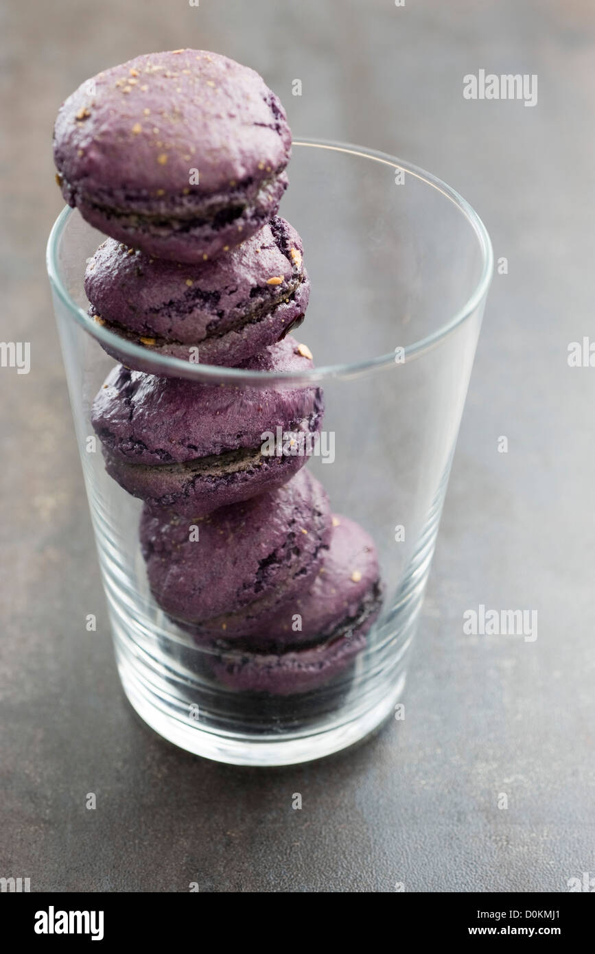 Images of macaroons hi-res stock photography and images - Alamy