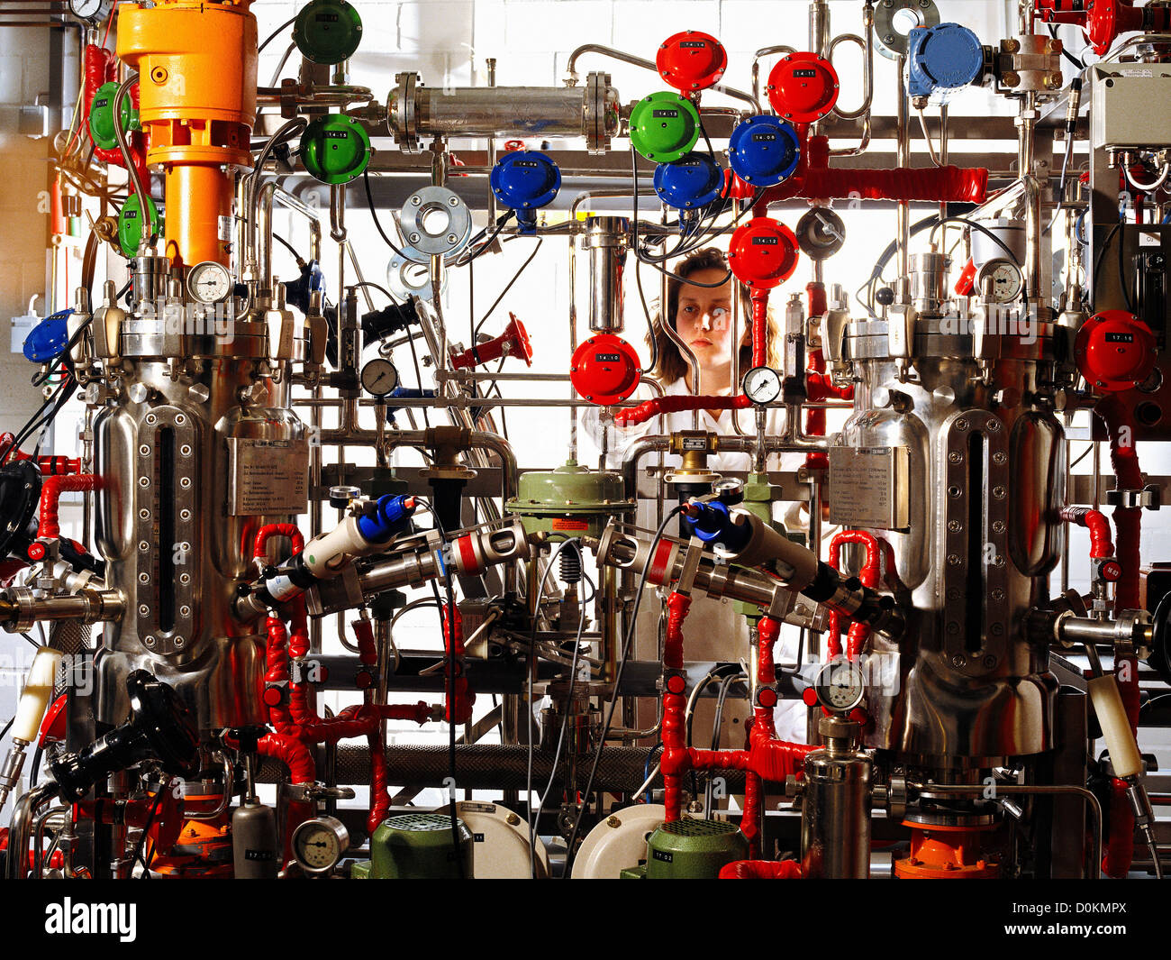 Bioengineering cell bioreactor hi-res stock photography and images - Alamy