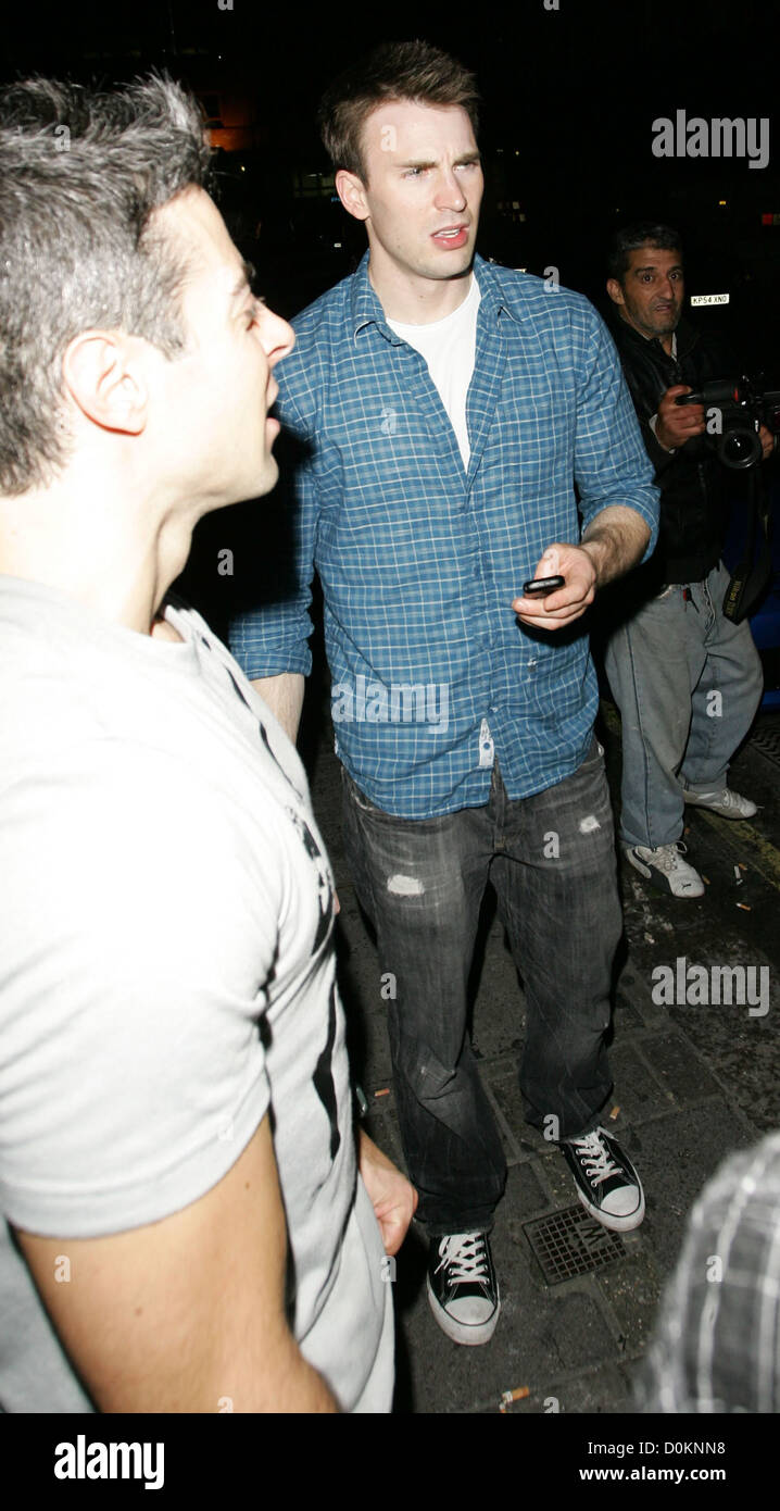 Chris Evans leaving Cirque du Soir in Mayfair London, England - 21.08. ...