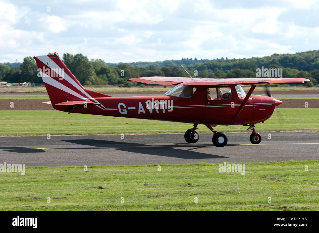 Cessna 150 hi-res stock photography and images - Alamy