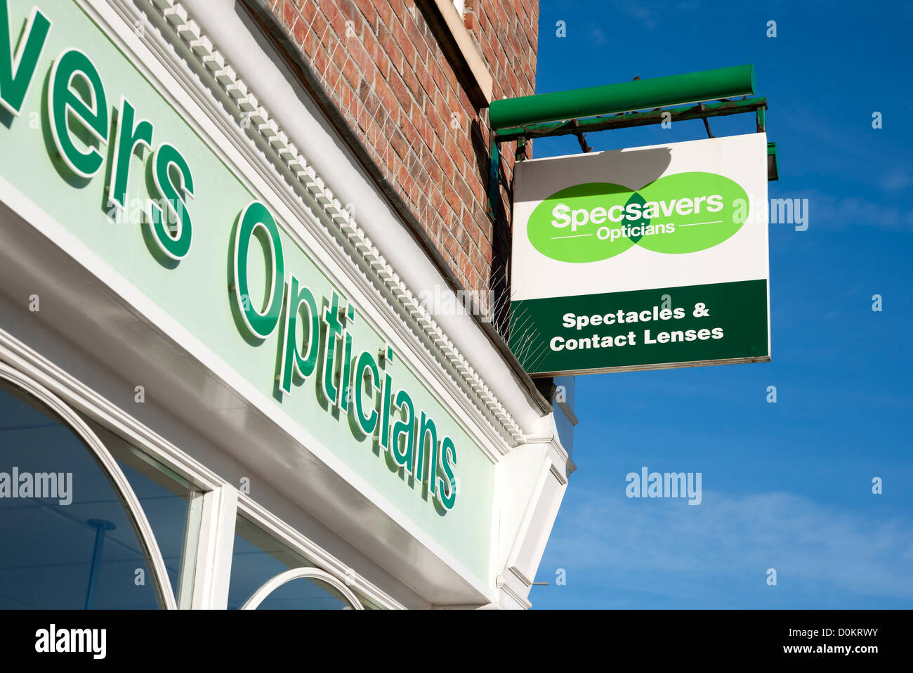 Opticians Sign High Resolution Stock Photography and Images - Alamy