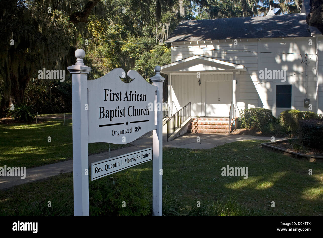 African american baptist church hi-res stock photography and images - Alamy