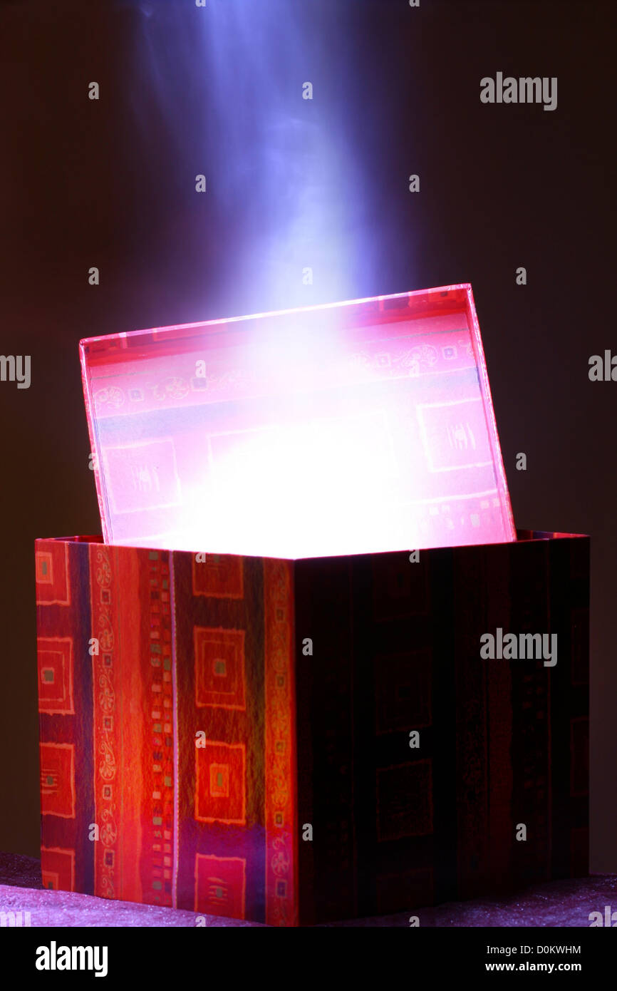 Magic box hi-res stock photography and images - Alamy