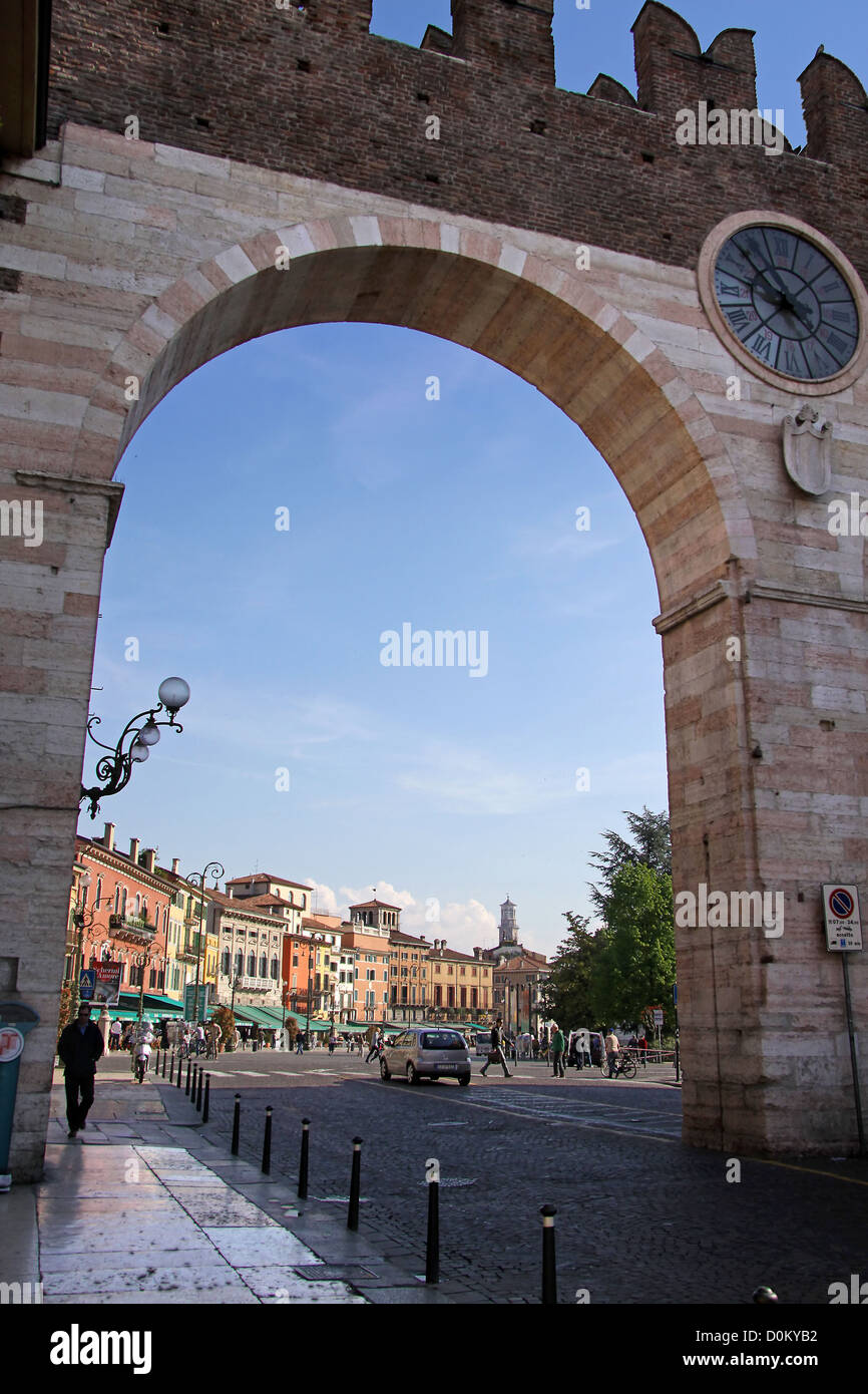 Town gate at the Piazza Bra in Verona, Veneto, Italy Stock Photo - Alamy