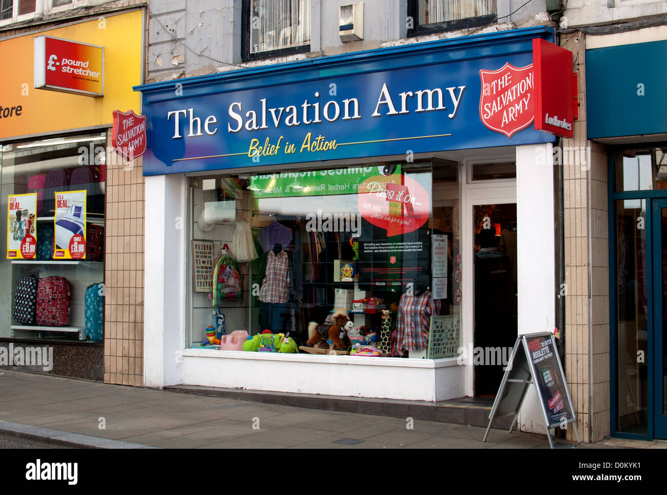 Northampton town centre shops hi-res stock photography and images - Alamy