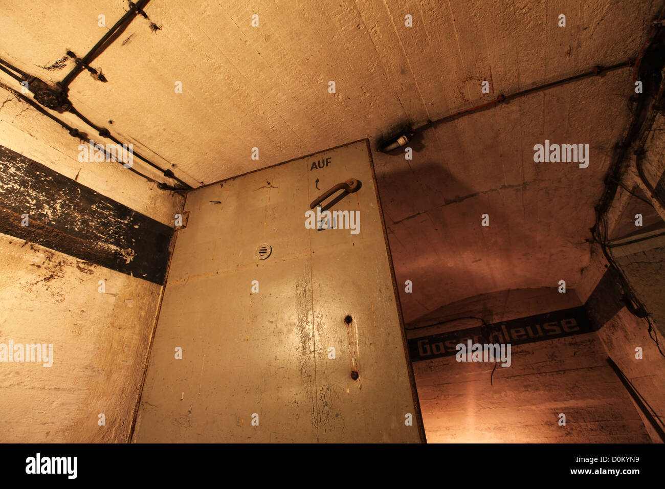 Second world war underground hi-res stock photography and images - Alamy