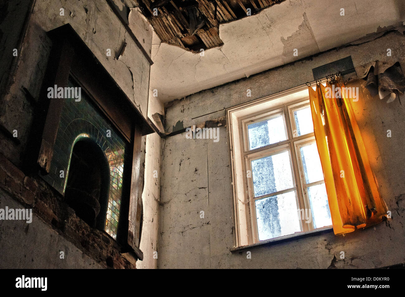 Beyond repair hi-res stock photography and images - Alamy