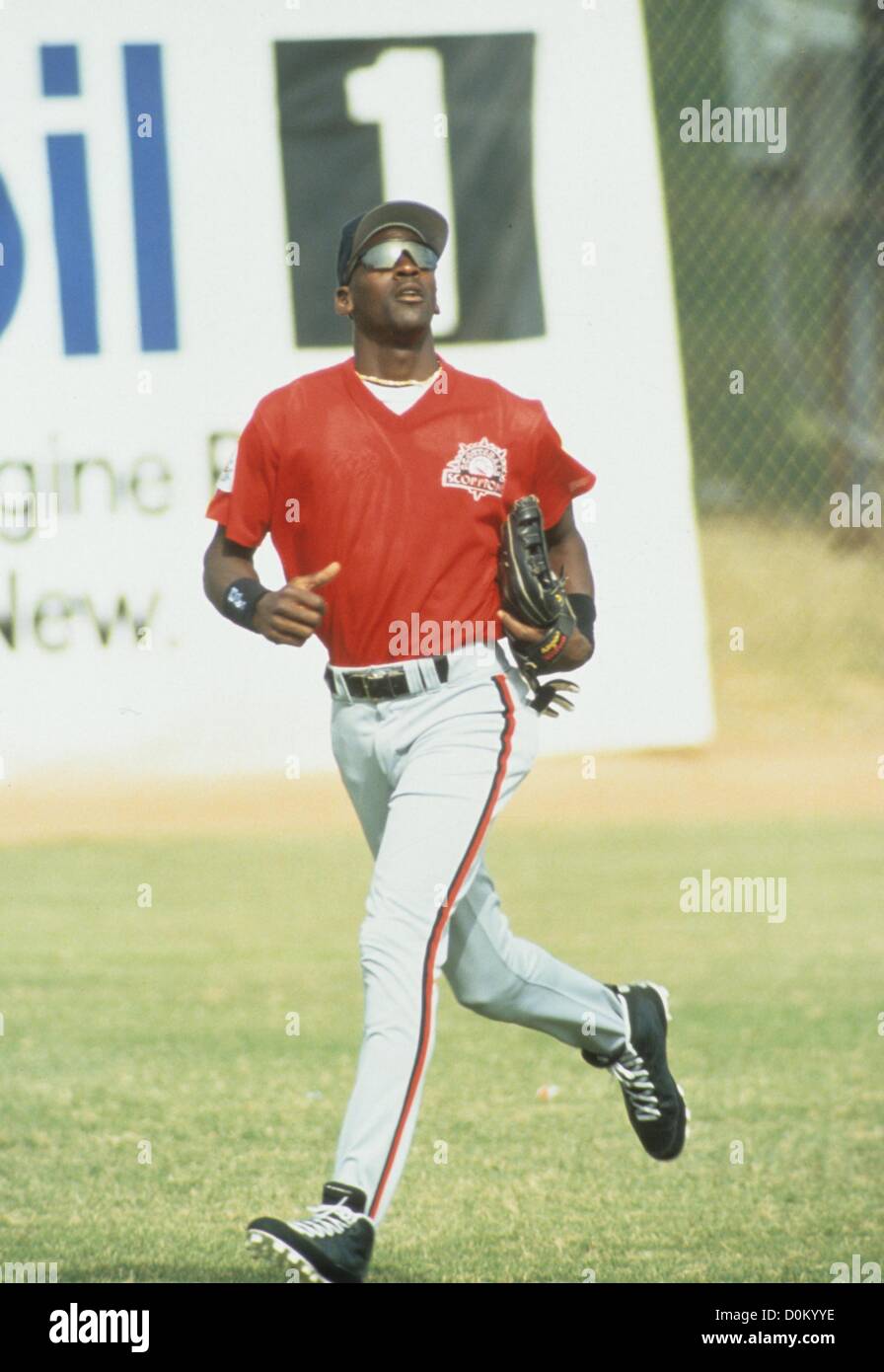 MICHAEL JORDAN.(Scottsdale Scorpion) 1994.k7388jw.Supplied by Photos ...