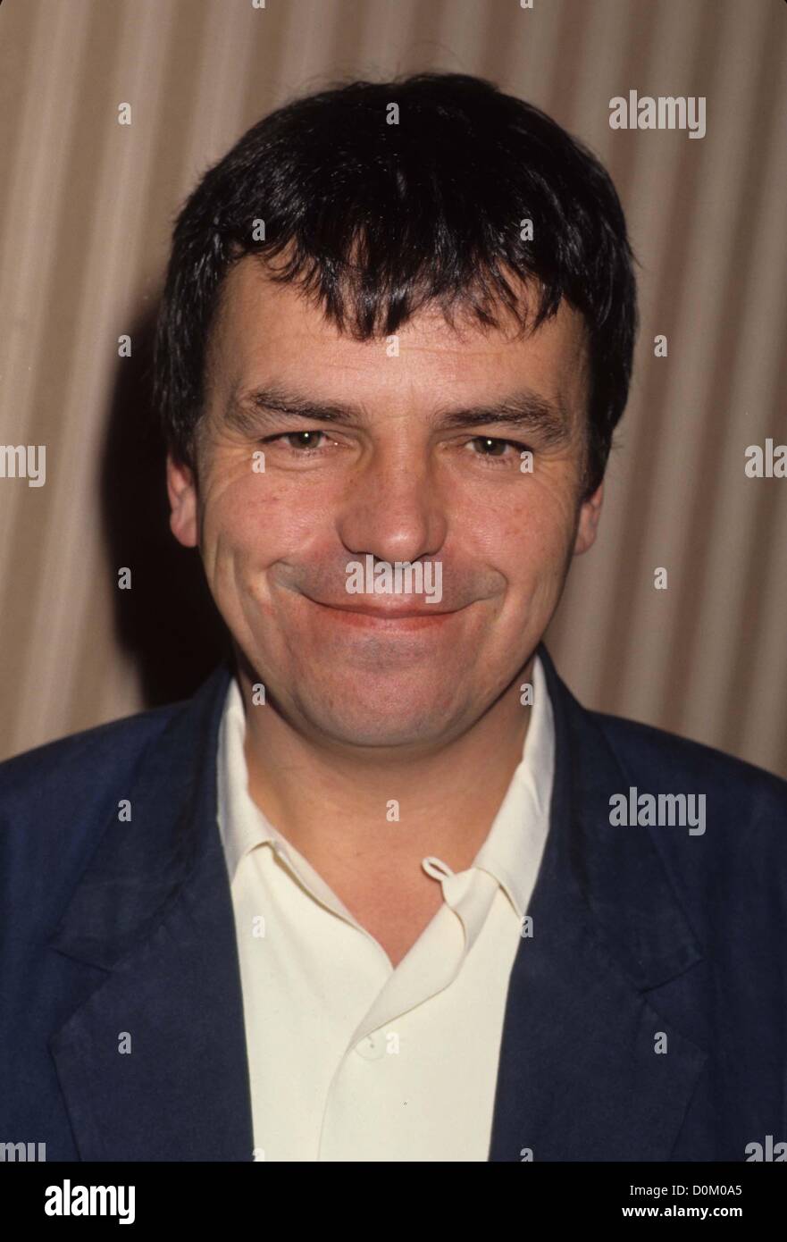 Neil jordan 1993 hi-res stock photography and images - Alamy