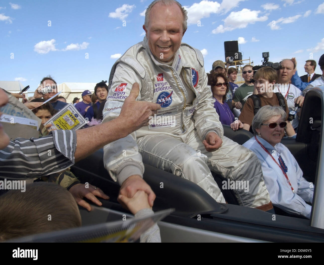 Round-the-World Flight of Burt Rutan's Global Flyer Aircraft Stock ...