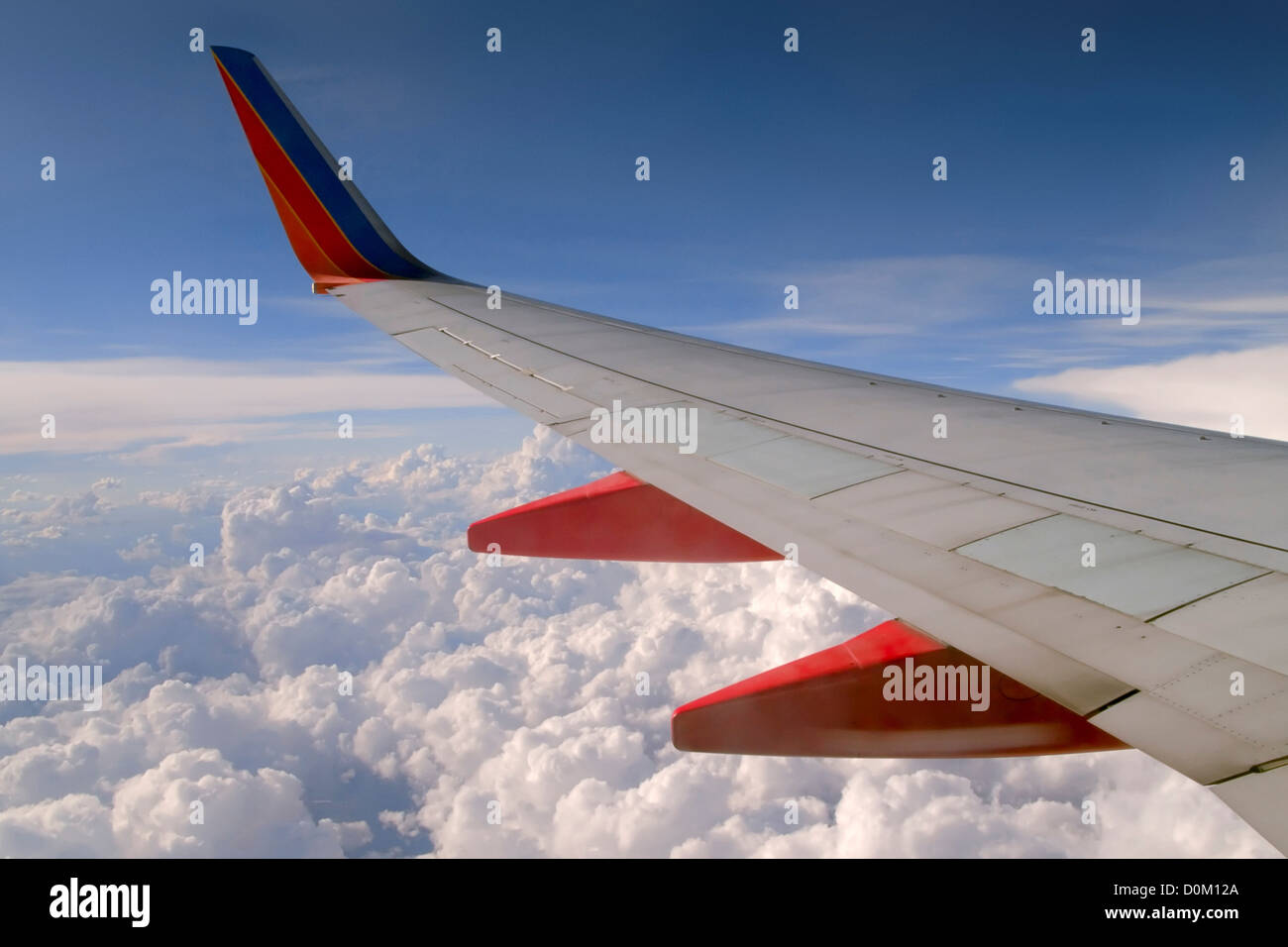 Boeing 737 Wing Stock Photo - Alamy