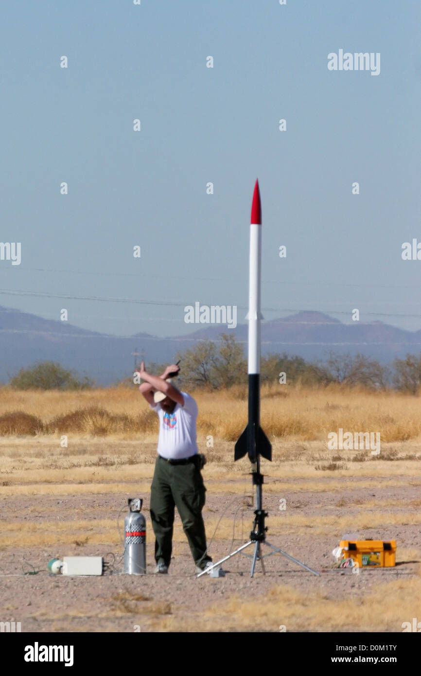 Bob Gorman prepares his hybrid rocket launch event sponsored Southern ...