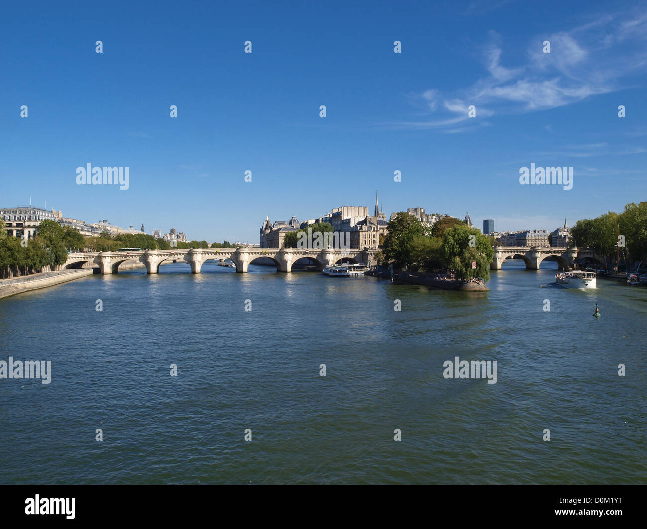 France travel tourism hi-res stock photography and images - Alamy