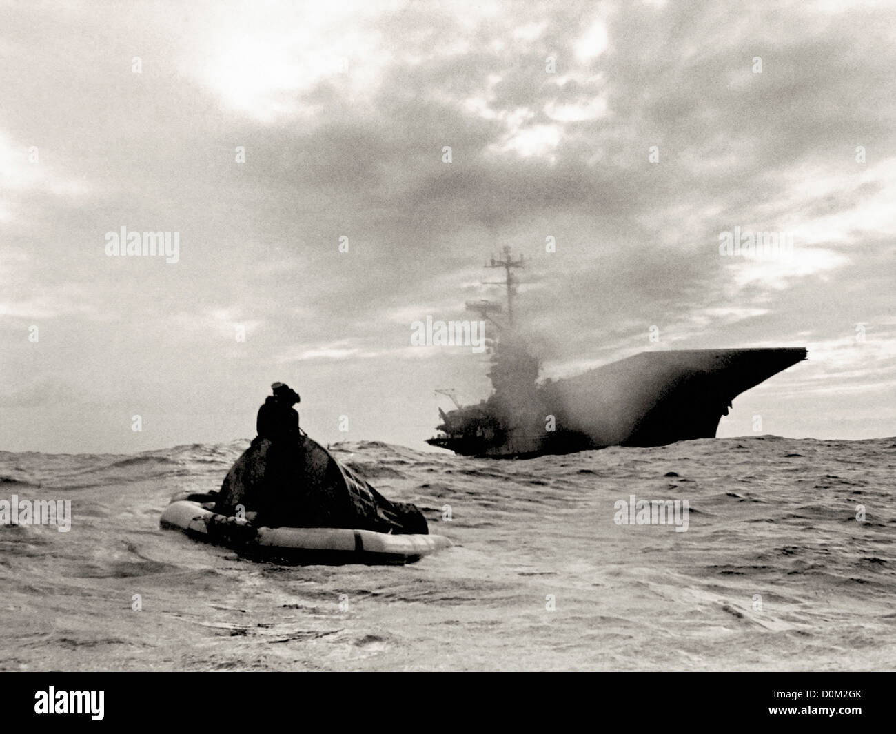 Gemini 12 Capsule Recovery. Gemini 12 splashed down 2:21 p.m. November ...