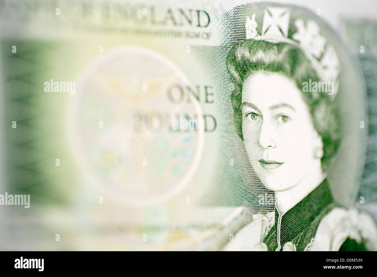 Close up of elizabeth ii on a british pound note hi-res stock ...