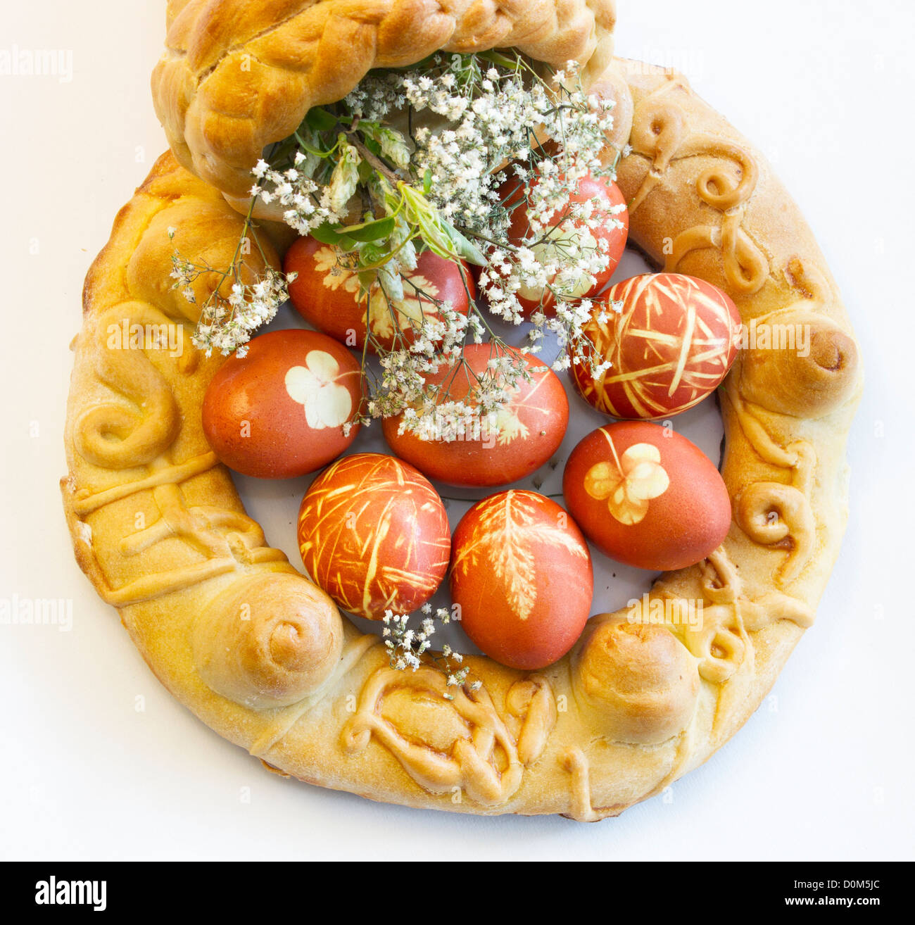 Easter cornucopia, decorated with eggs Stock Photo - Alamy