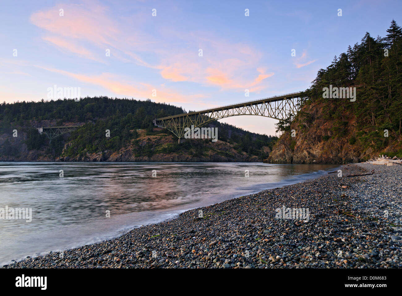 Deception pass canoe hi-res stock photography and images - Alamy
