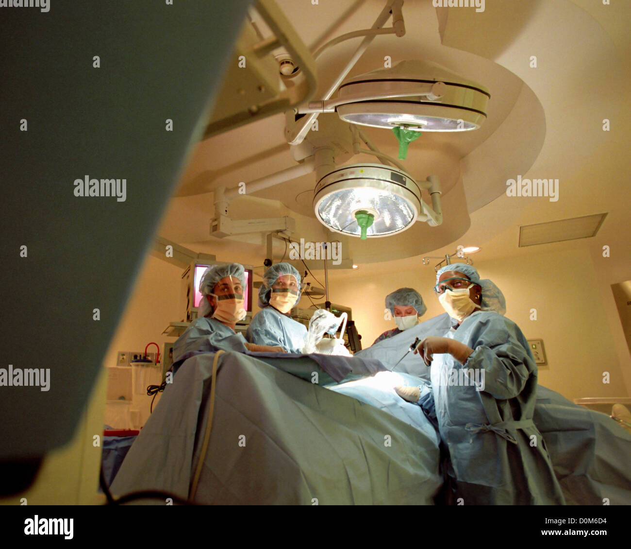 Laparoscopic procedure hi-res stock photography and images - Alamy