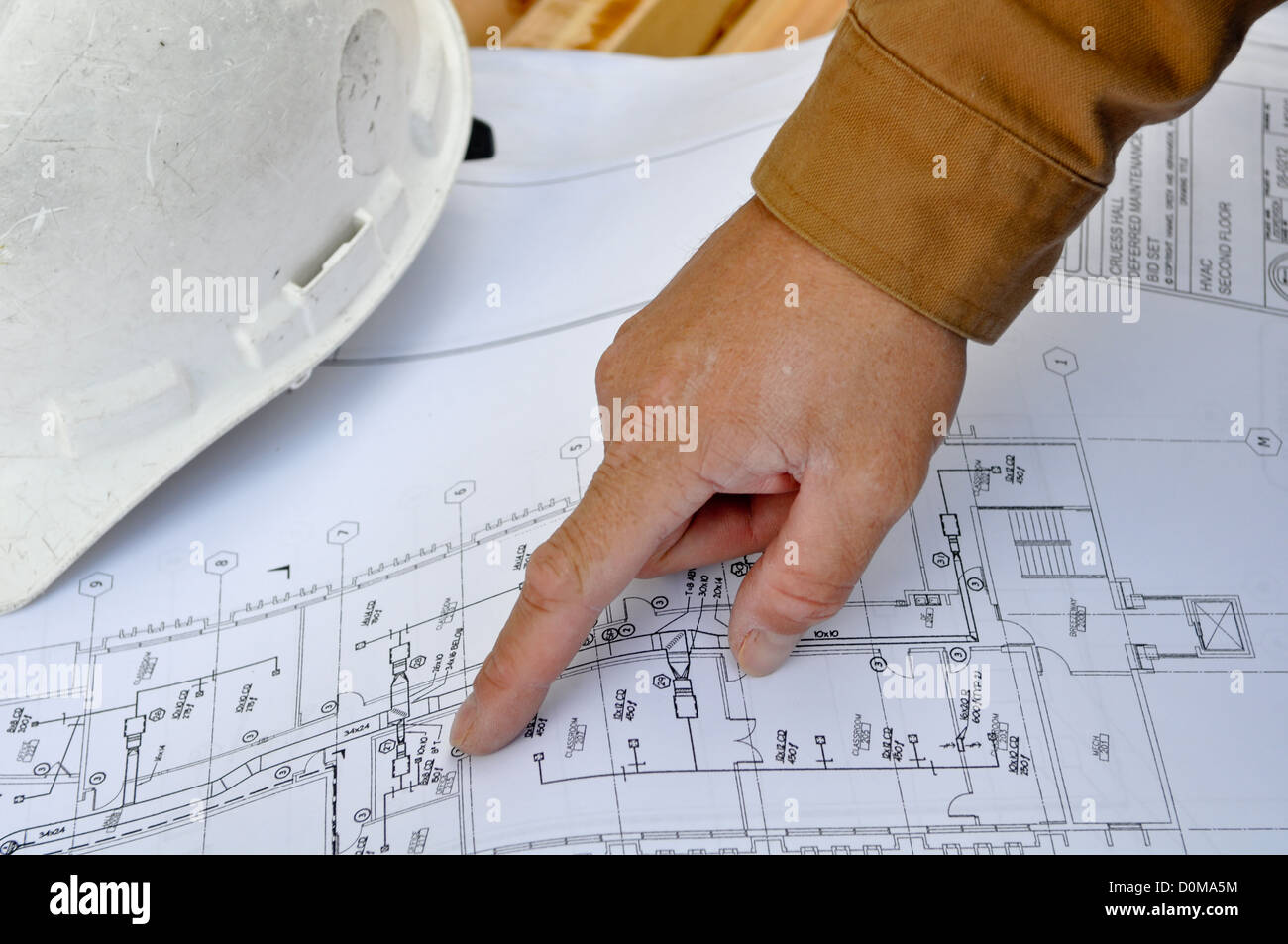 Hand pointing drawing hi-res stock photography and images - Alamy