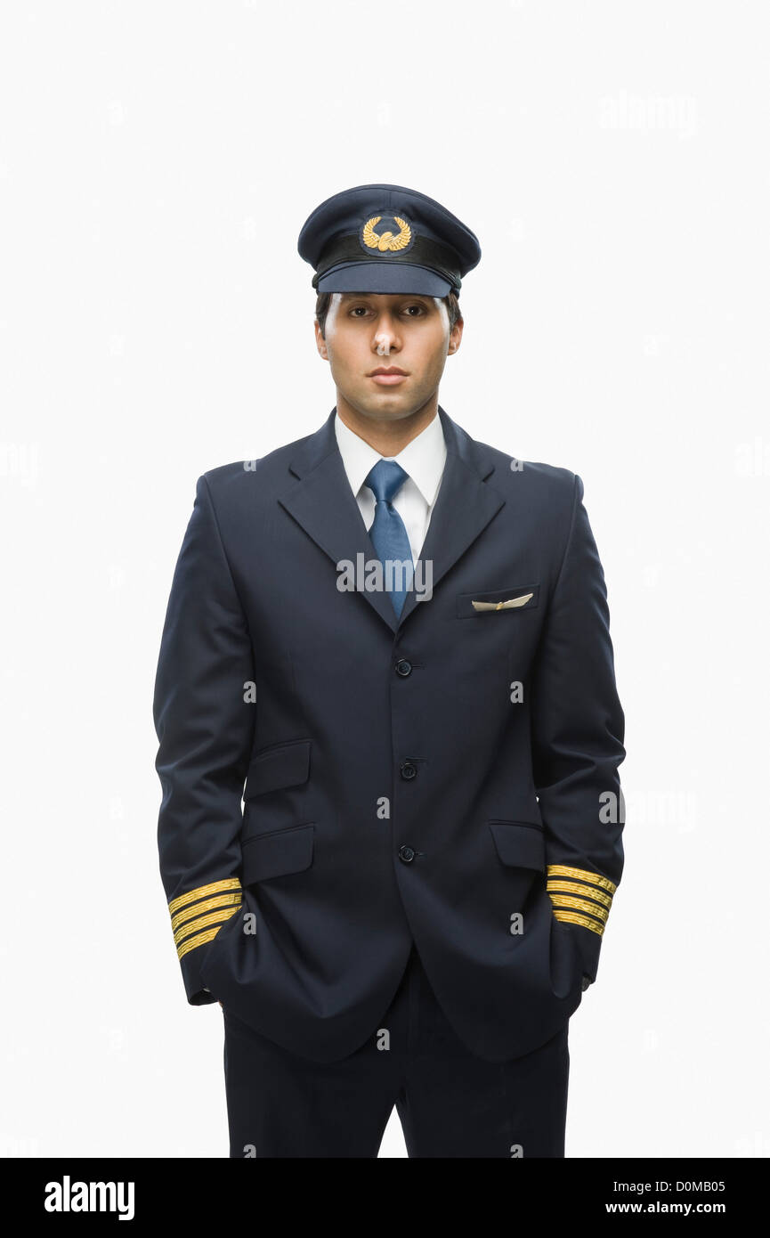 Indian pilot in uniform hi-res stock photography and images - Alamy