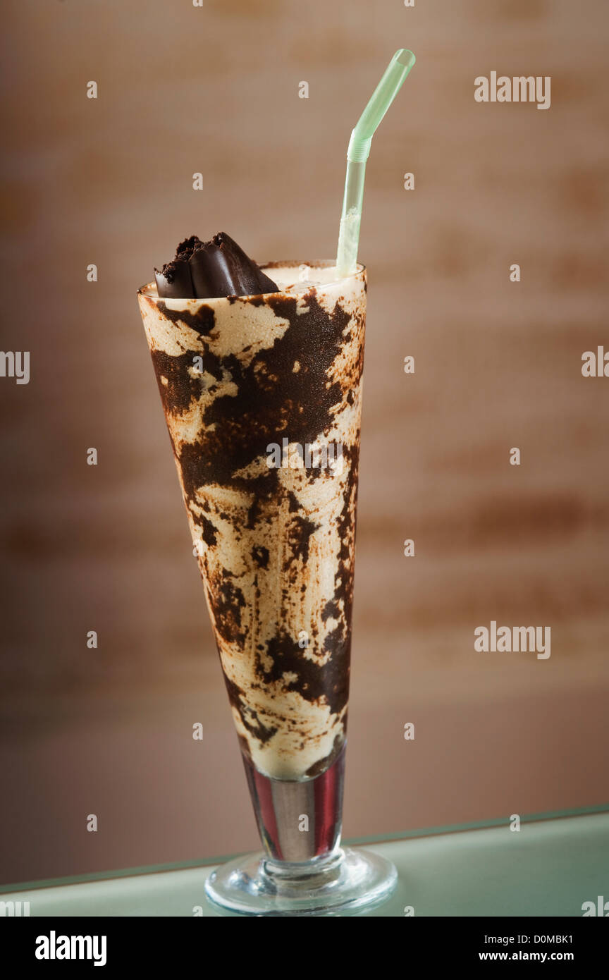 Close-up of a glass of chocolate sundae Stock Photo - Alamy