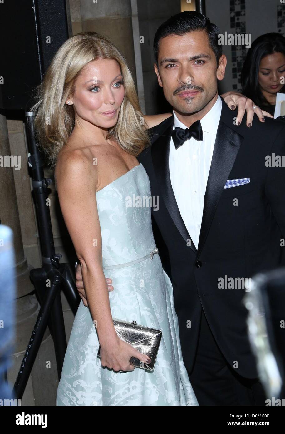 Kelly Ripa, Mark Consuelos at arrivals for The Eighth Annual UNICEF ...