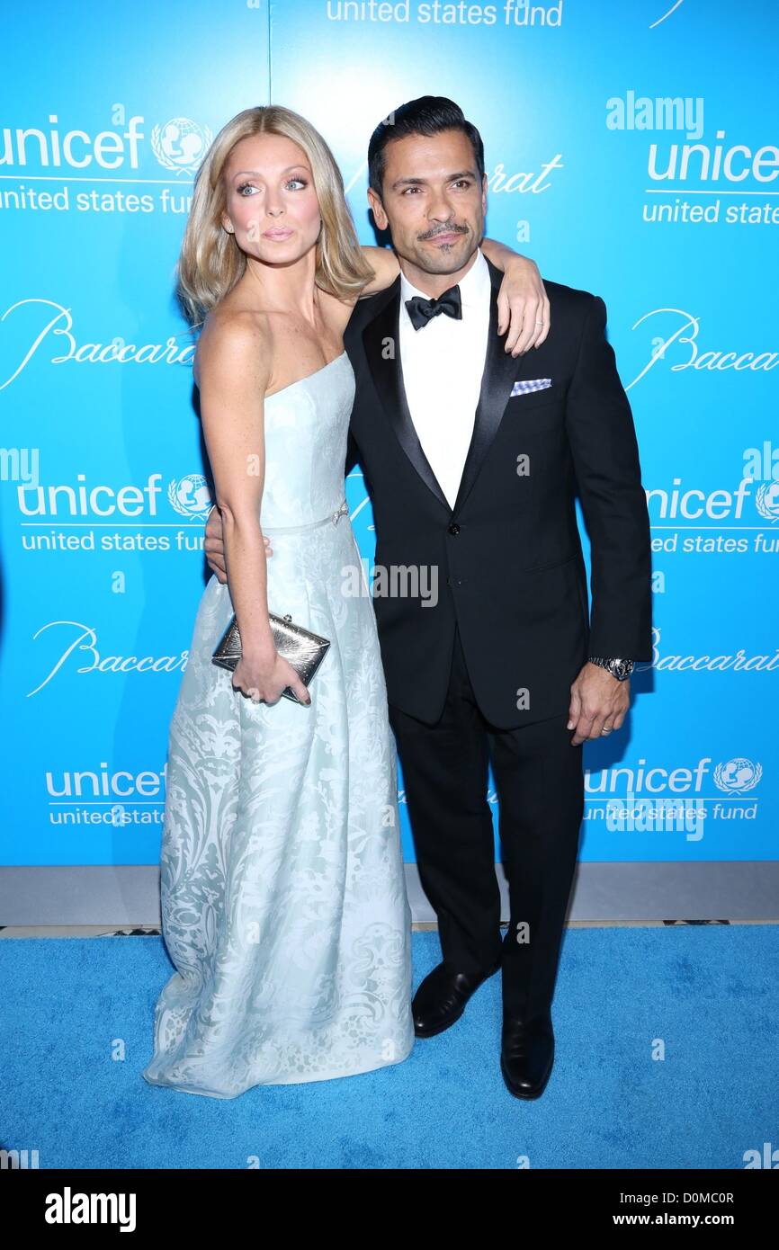 Kelly Ripa, Mark Consuelos at arrivals for The Eighth Annual UNICEF ...