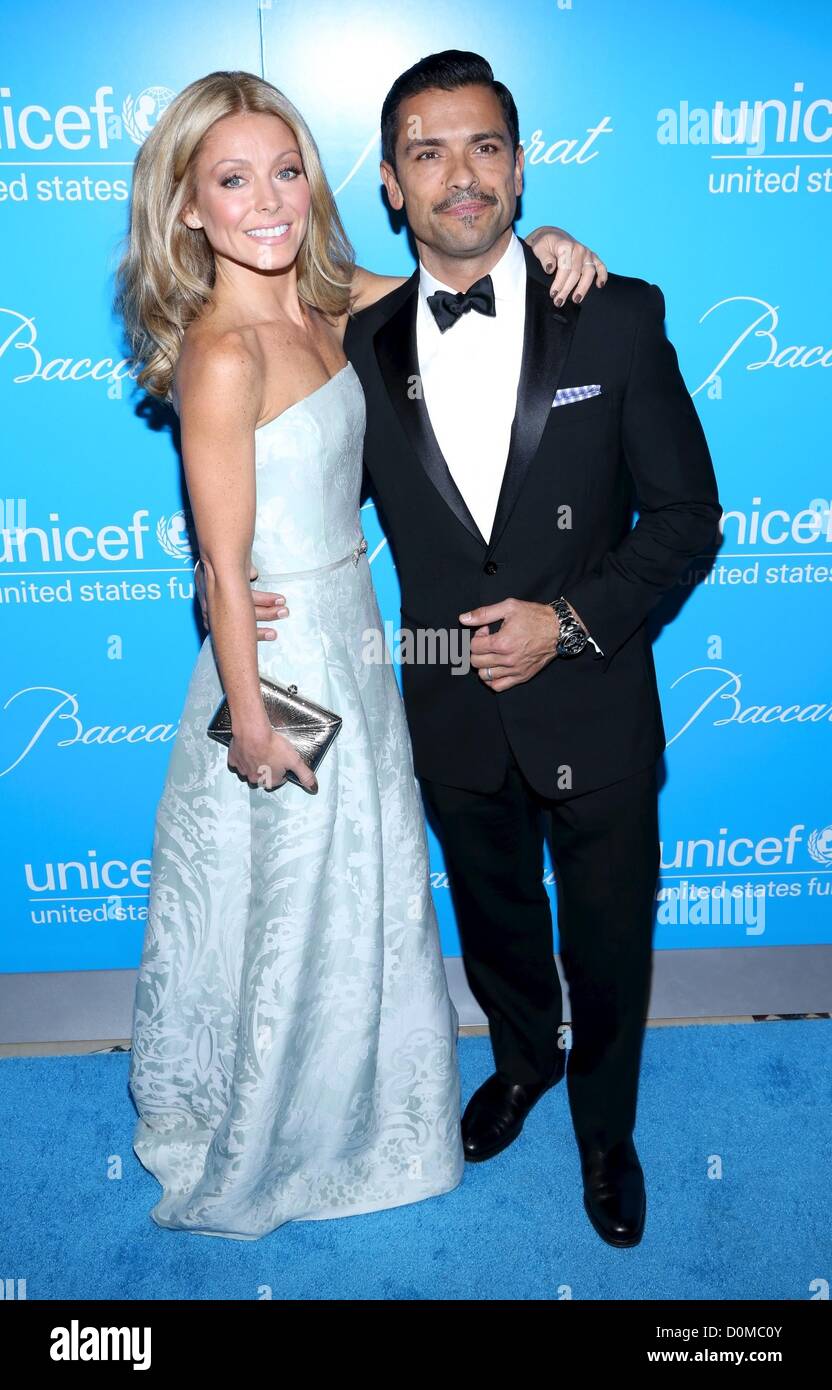 Kelly Ripa, Mark Consuelos at arrivals for The Eighth Annual UNICEF ...