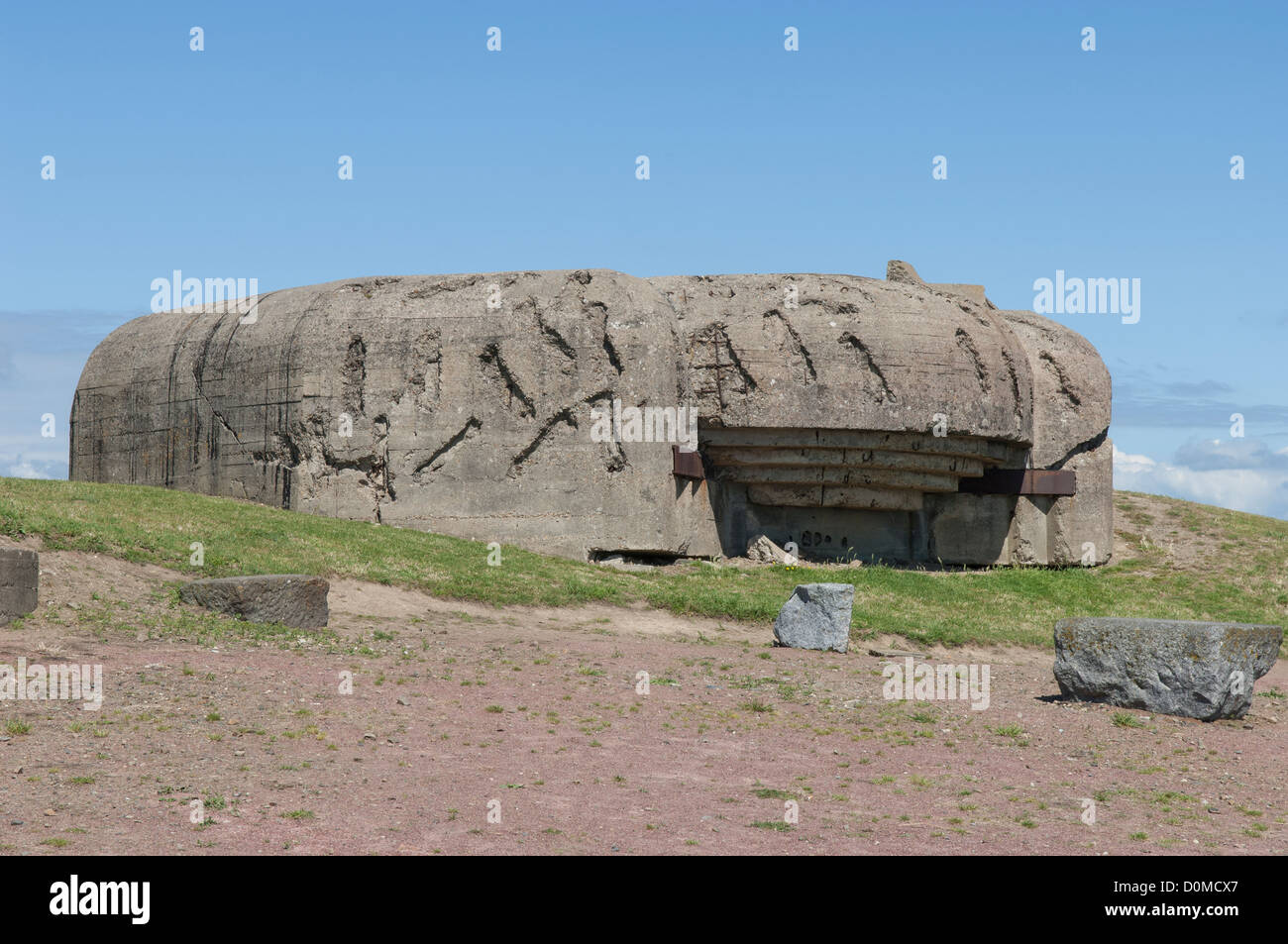 Ww2 german gun hi-res stock photography and images - Alamy