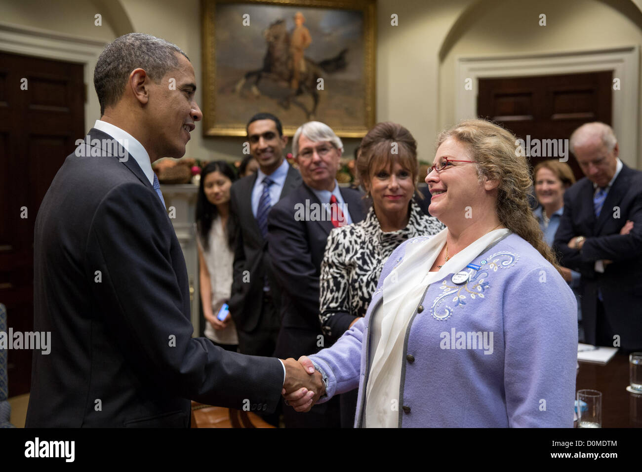 Business president handshake hi-res stock photography and images - Alamy